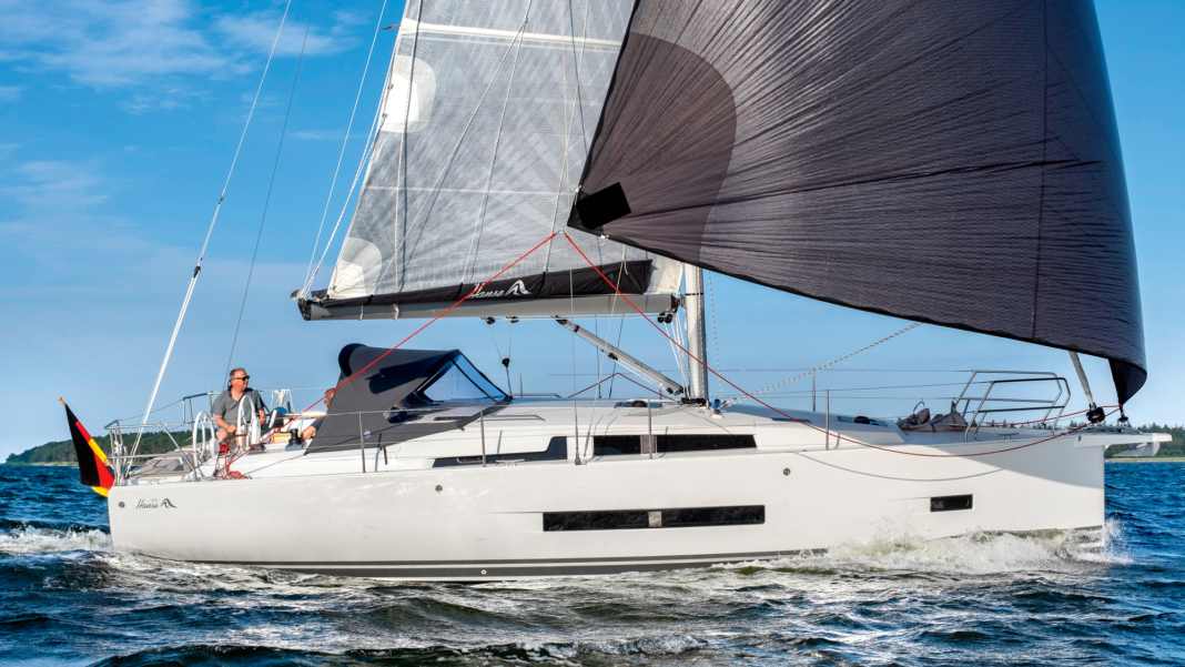 Hanse 360: Sailing space miracle with an independent touch in the test ...