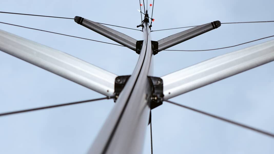 Rig trim: The trim guide for the right tension in the rig | YACHT