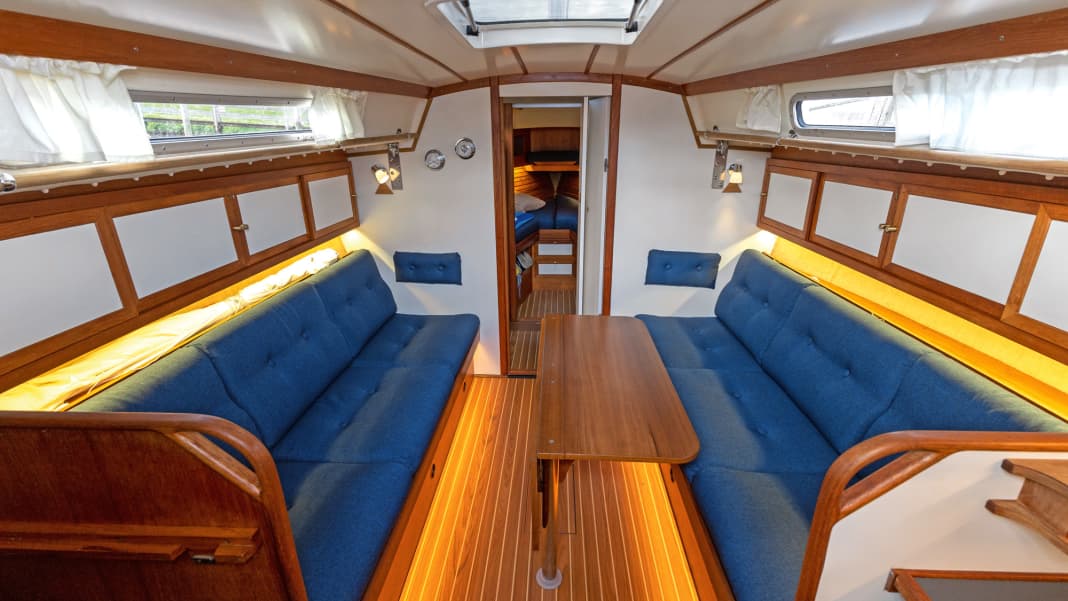 Interior refit: Fresh details and smart lighting design for the salon ...