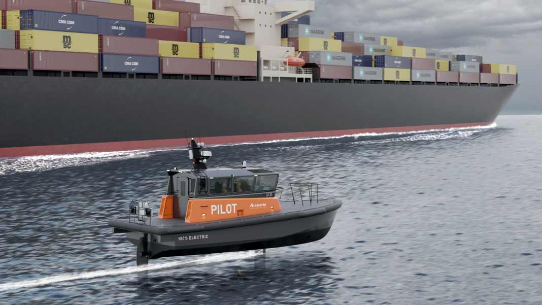 Commercial shipping: Pilots will fly to the container giants at 35 ...