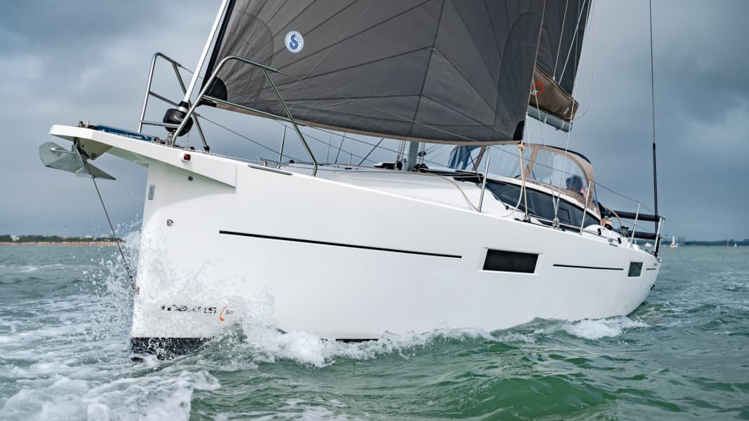 Maxus 35: Neuer Mitbewerber in der Zehn-Meter-Klasse im Test | YACHT