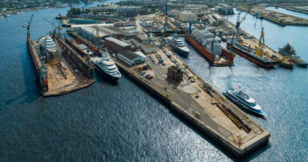 Shipyard news: Lürssen sells marine division NVL - concentration on ...