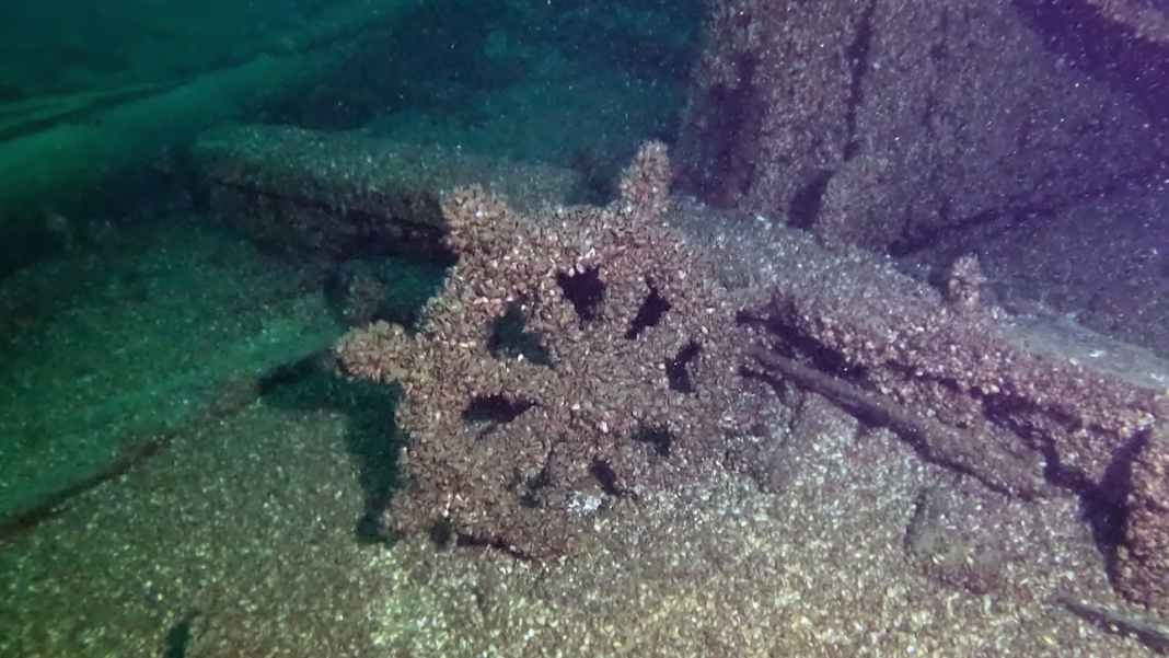 Wracksuche: Geisterschiff - Schoner “F. J. King” nach 139 Jahren ...