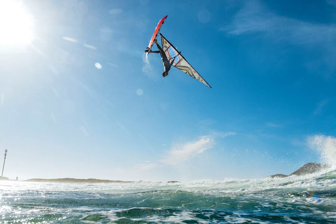 PWA and IWT: Lina Erpenstein and Philip Köster on the new wave tour | SURF