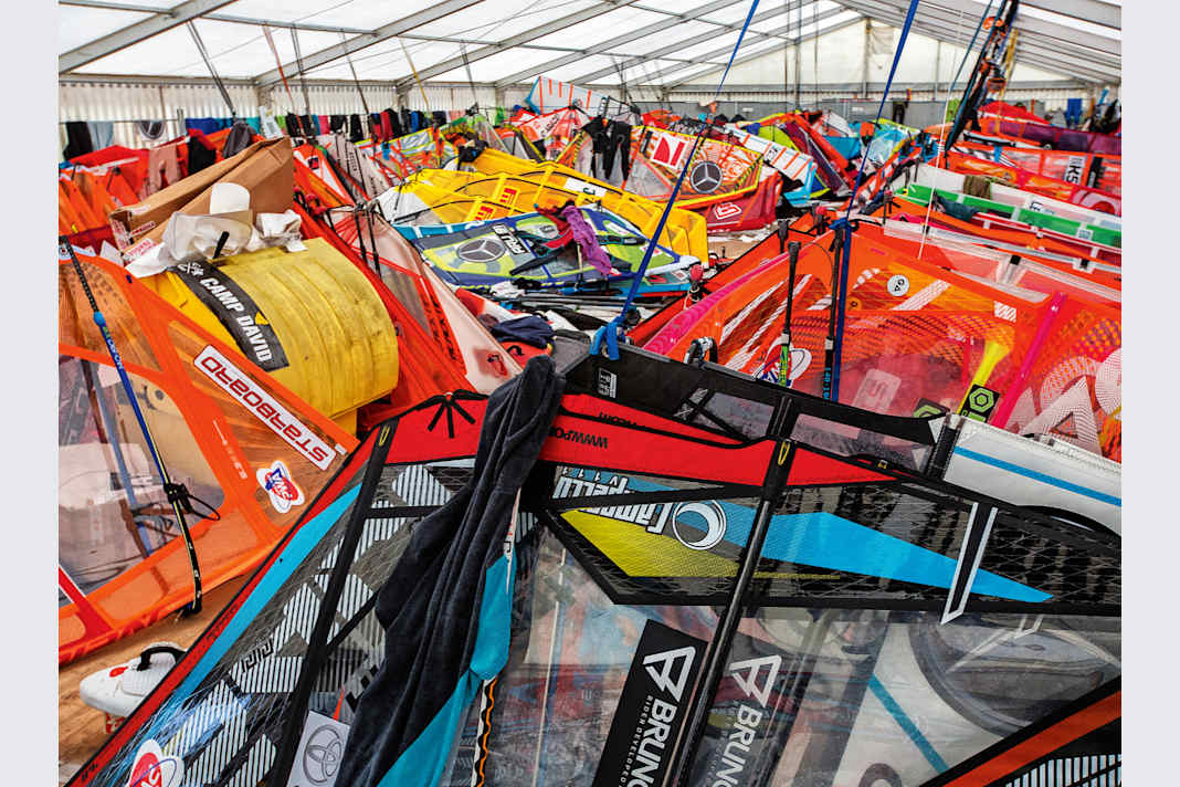 Second-hand guide: How to find a good second-hand sail | SURF