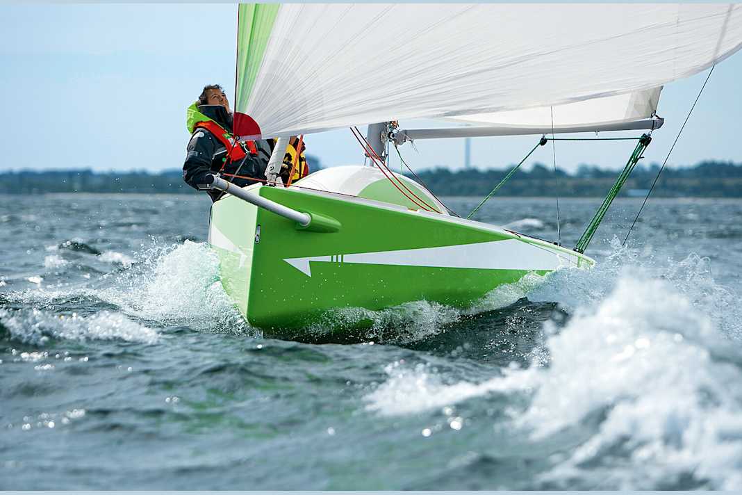 Boat building: Sailart 18: Daysailer, Racer, Small cruiser | YACHT