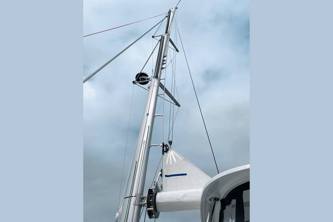 Lagoon Furling Boom: Furling boom for large catamarans from Lagoon | YACHT