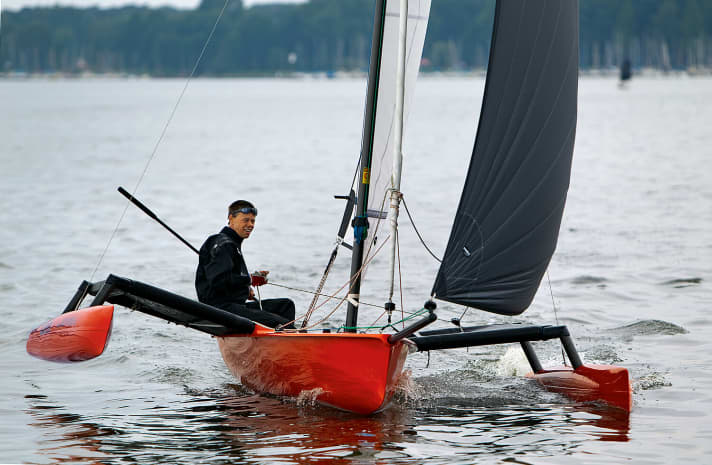 Weta 4.4: dinghy fun with stabilisers | YACHT