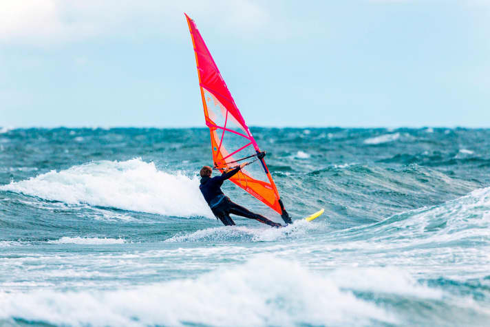 Windsurfing technique: Wave | SURF