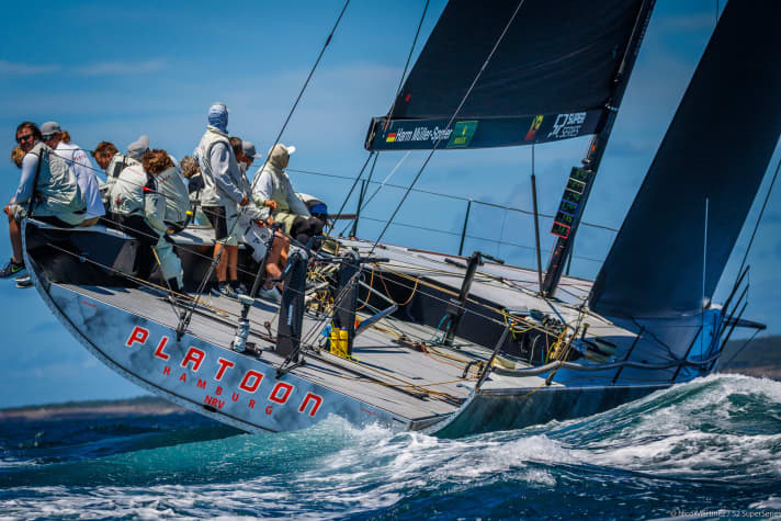 TP52 World Championship: "Platoon" and "Phoenix" challenge Quantum ...