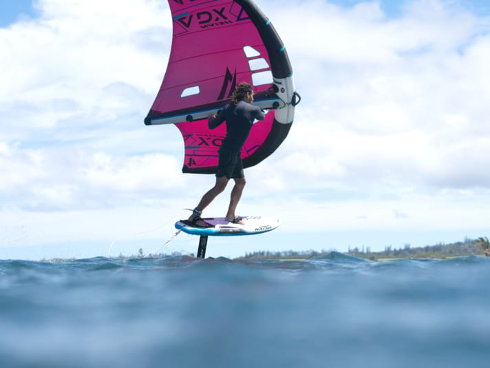 Novelty: Naish Hover Ascend Wingfoilboards with new shapes | SURF