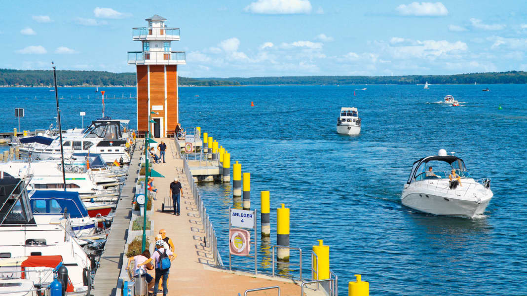 Reise: Müritz-Elde-Wasserstraße - Acht Schleusen zum Schloss | BOOTE