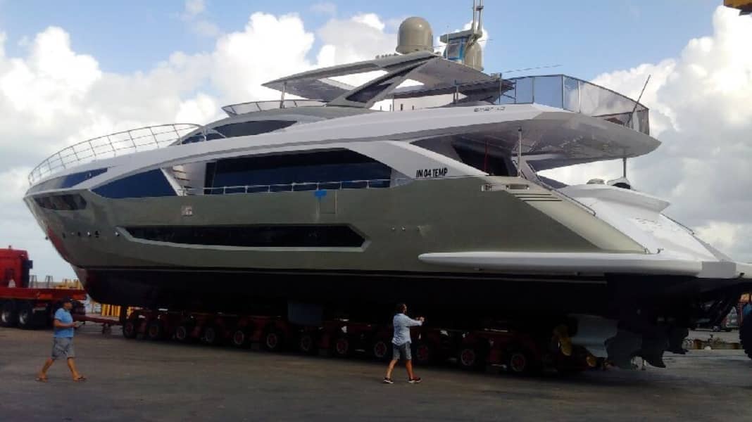 Four IPS drives for 33.50 metres | BOOTE