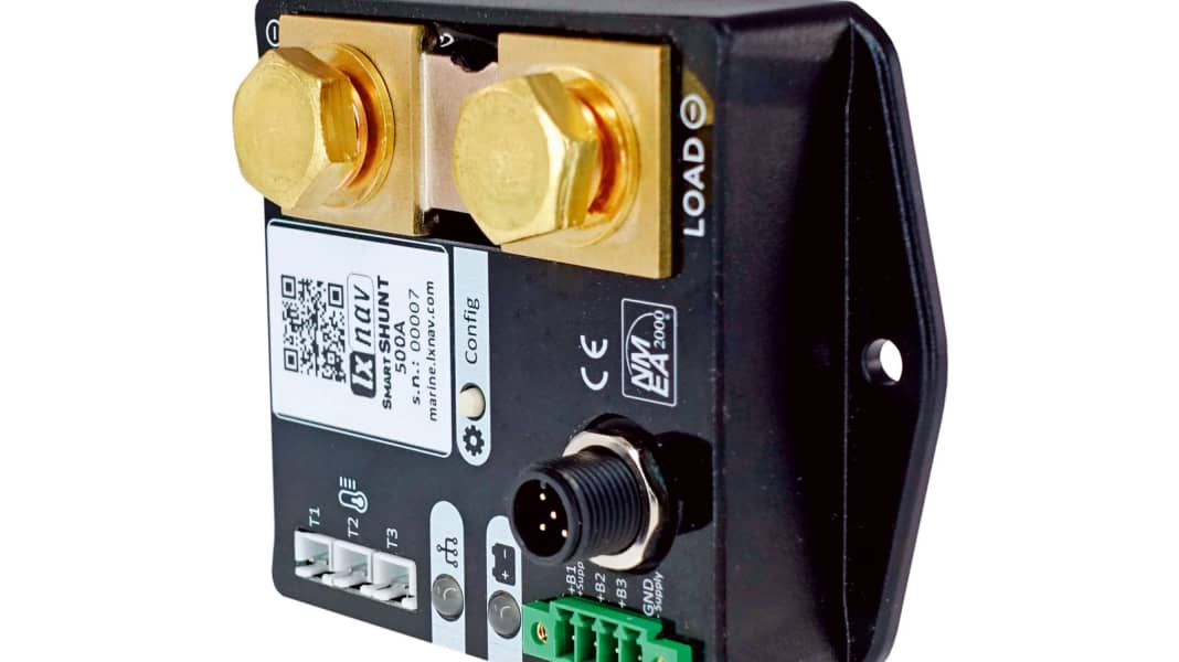 Equipment: Monitor battery charge status via smart shunt | BOOTE