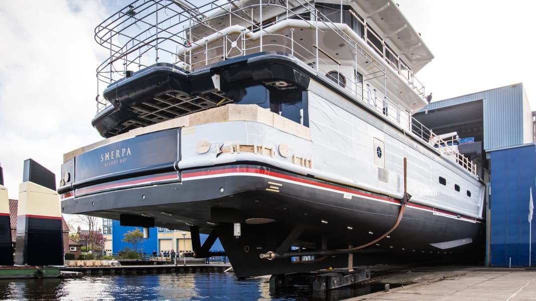 Feadship launches 73-metre supply vessel | BOOTE