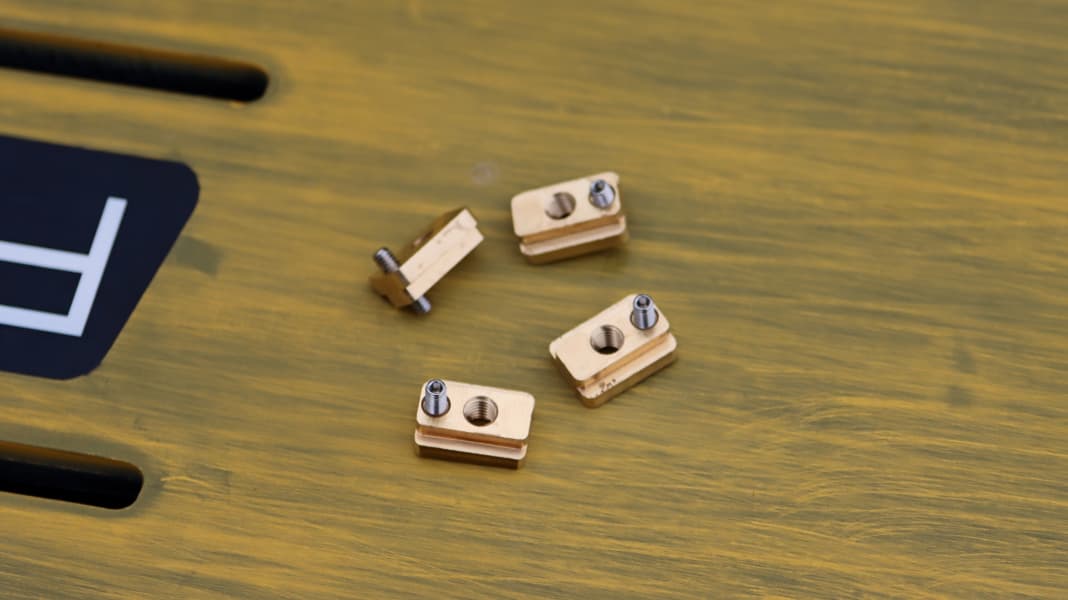 Fummeln verboten: Foil-Montage | SURF