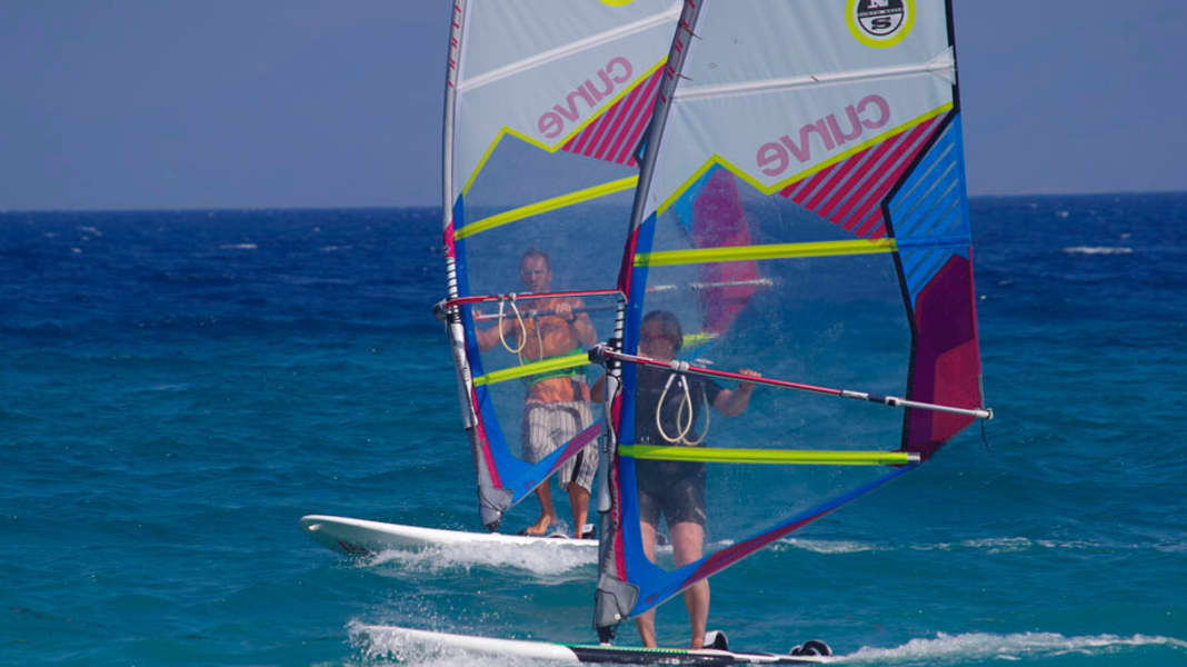 Greece: Beginner windsurfing weeks on Rhodes | SURF