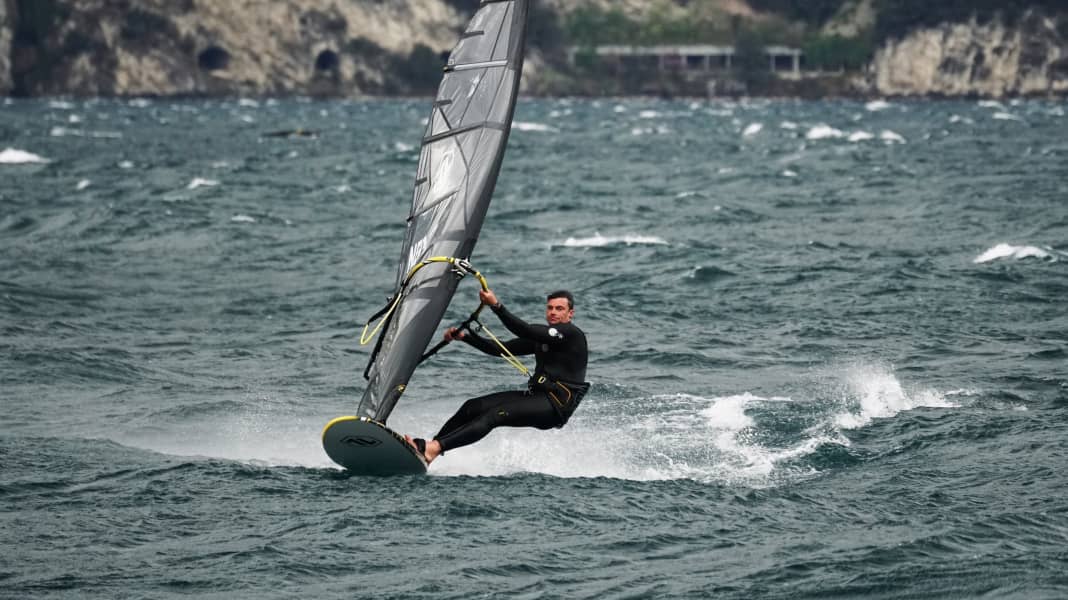 Length of the harness lines: The ideal length for fin and foil | SURF