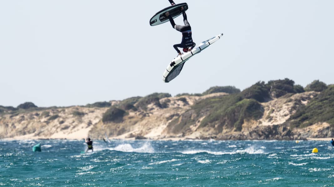 GWA Wingfoil Worldcup Tarifa: Xavi Corr gewinnt, Paula Novotna ist ...