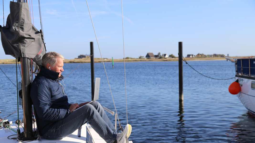 Insurance: Does the boat policy cover personal items on board? | BOOTE