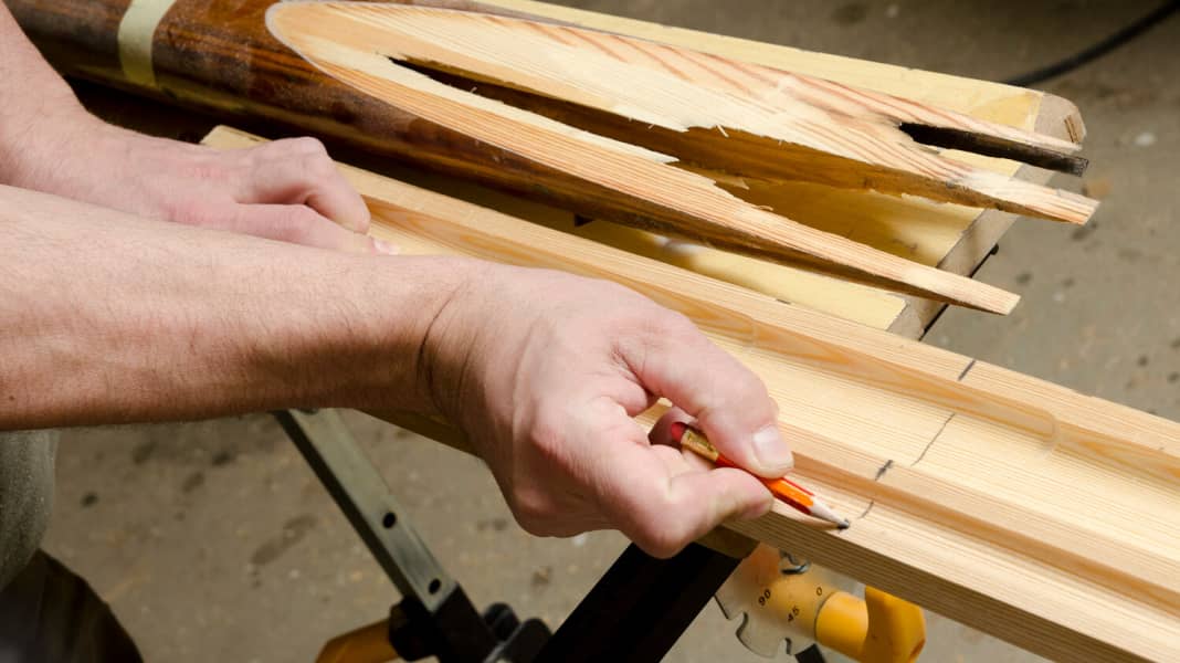 Wooden rig care: intensive treatment for the wooden mast | YACHT