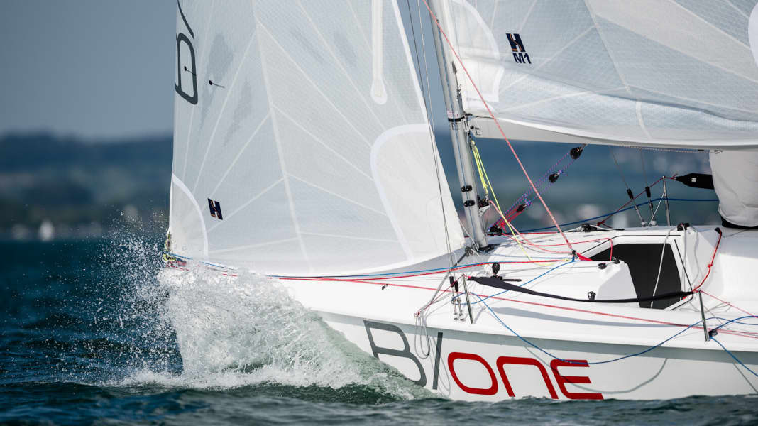 Bavaria B/one: Hot pictures of the new B/one | YACHT