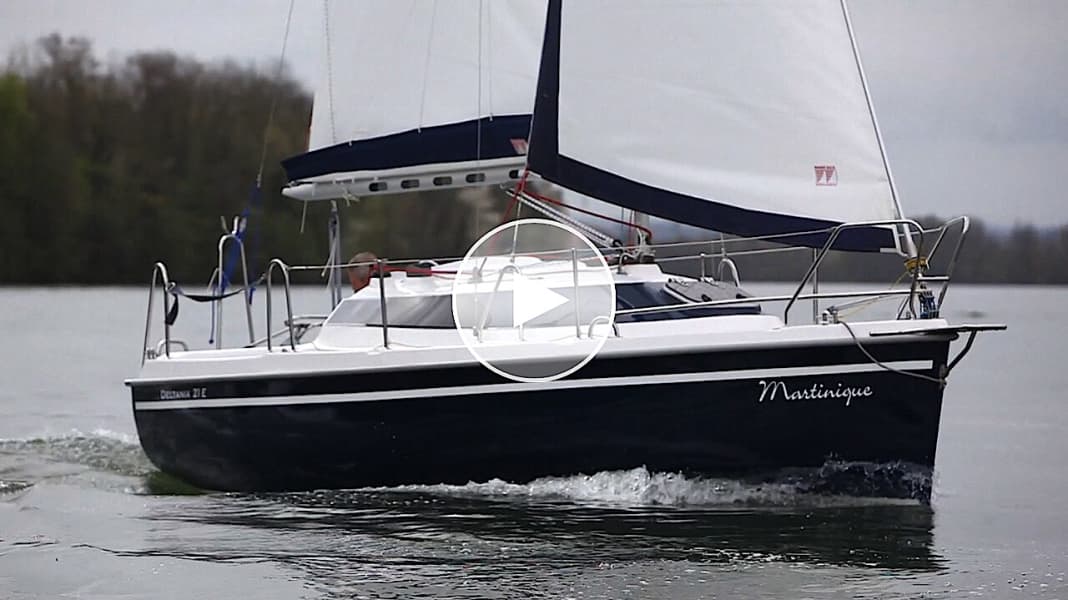 Kleinkreuzer: Deltania baut auf bewährtes Modell | YACHT