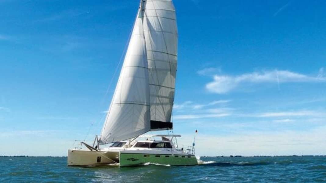 Fast Cat 445: Absolutely self-sufficient, this catamaran | YACHT