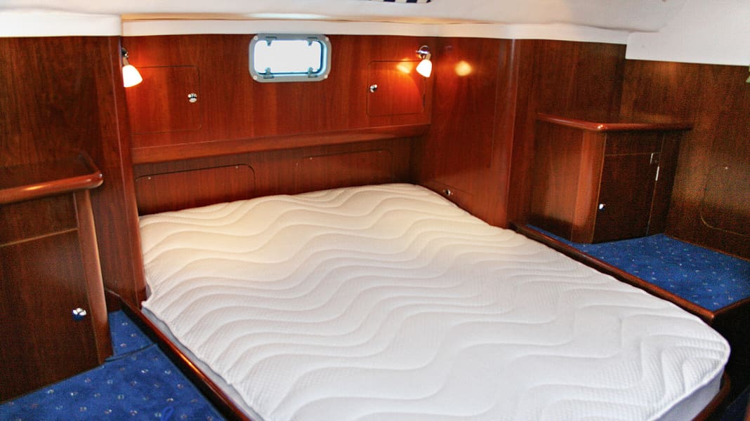 Bunk cushions: Tailor-made good bedding | YACHT