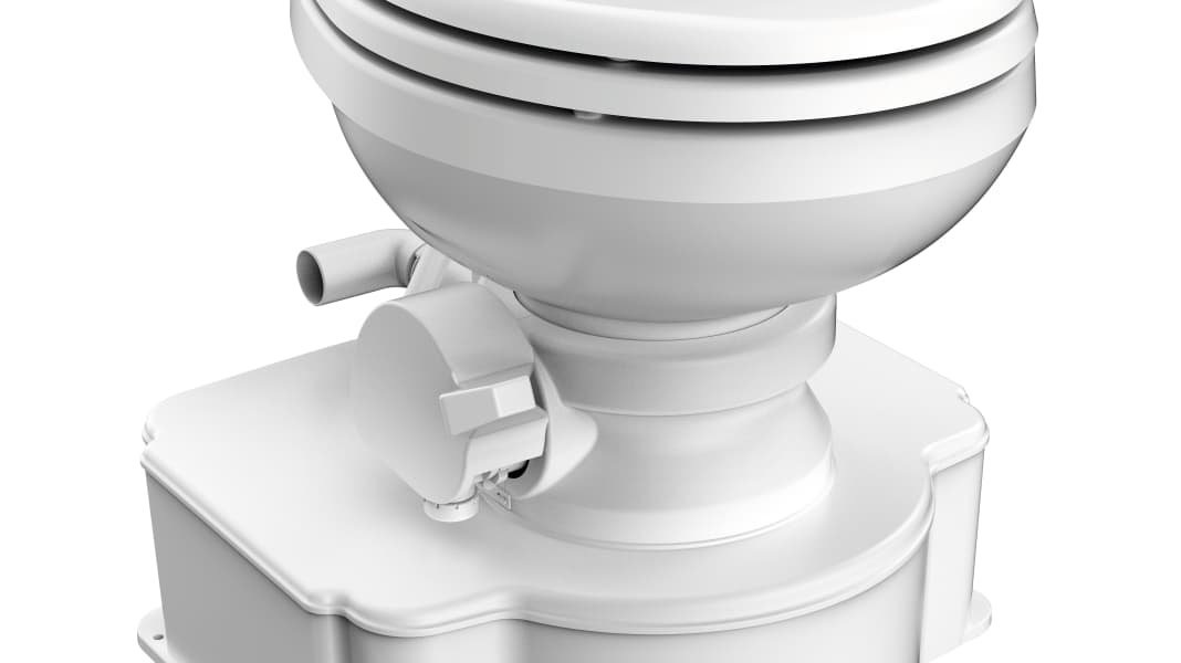 Installation: Toilet with tank | YACHT