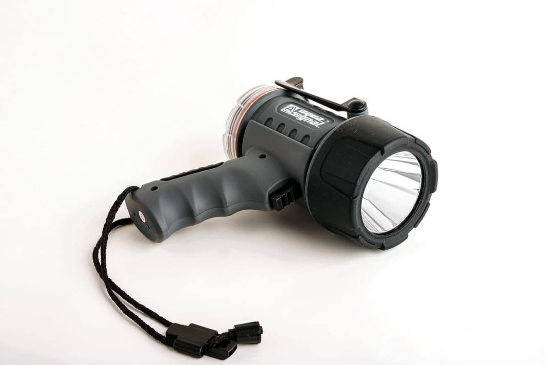 Practical test - Small torch on fire | BOOTE