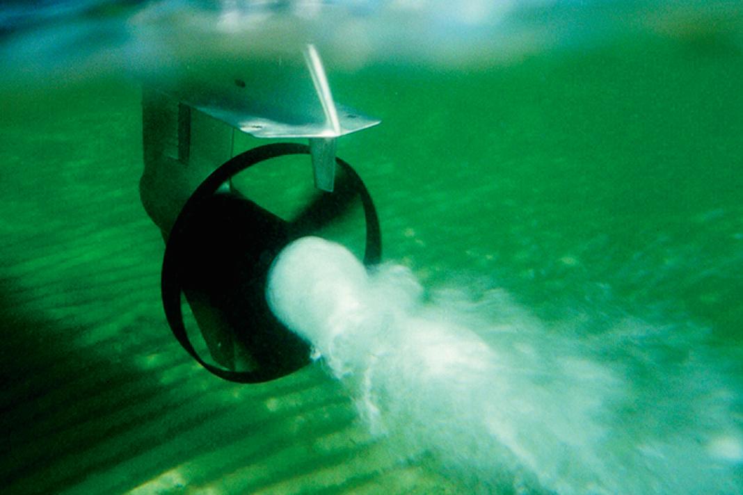 Coursekeeper vs. ring propeller: How effective are steering aids in ...