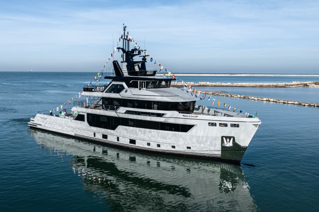 44-Meter-Explorer von Cantiere delle Marche: „Maverick“ hat Wasser ...