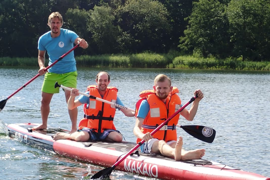 Let's SUP together: paddling fun for people with disabilities | SURF