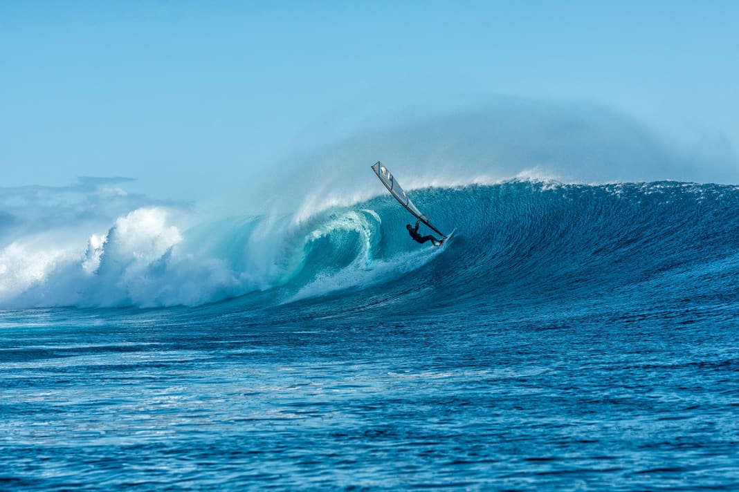 PWA X IWT Fiji: Grandiose Bedingungen für die erste Runde in Cloudbreak ...