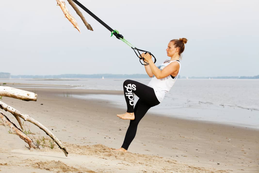 Training for windsurfers: Functional training with the sling trainer | SURF