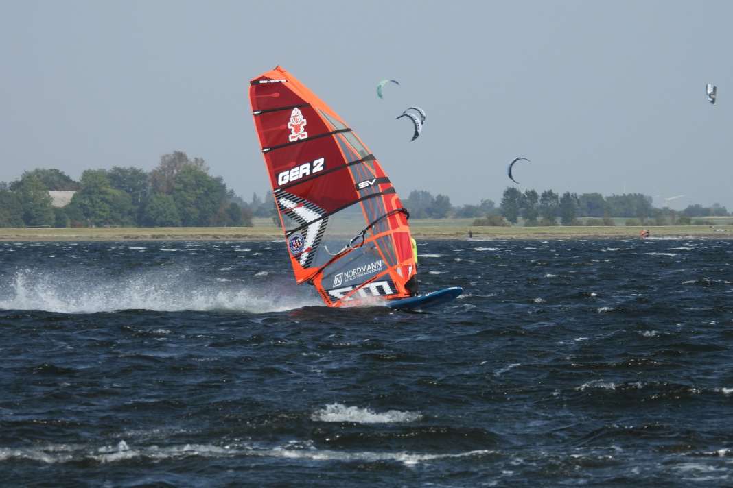 Speed surfing: Gunnar Asmussen wins Speed-DM on Fehmarn | SURF