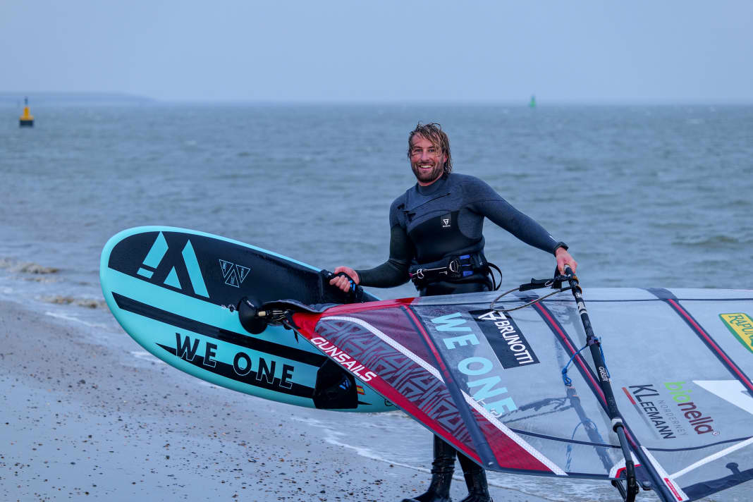 Sponsoren-Wechsel 2023/2024: Maciek Rutkowski fährt jetzt NeilPryde, We ...