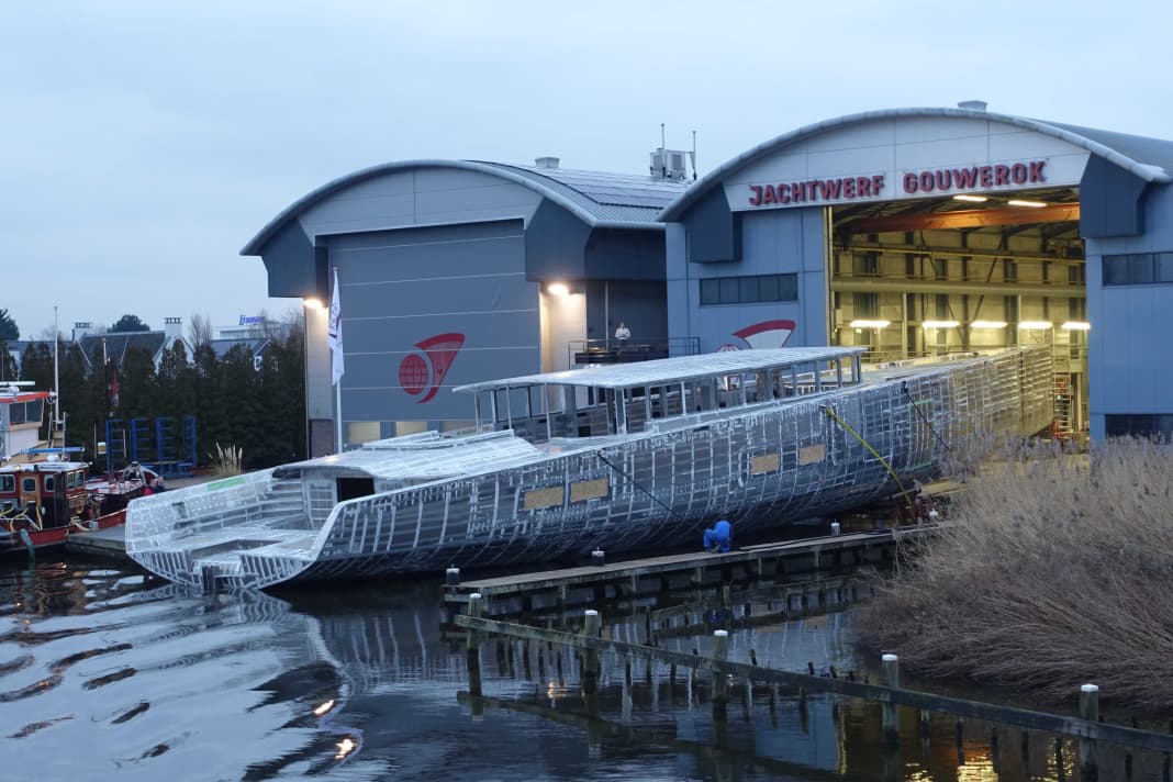 44-Meter-Slup: Technischer Launch von neuer Superyacht „Yemaya“ | YACHT