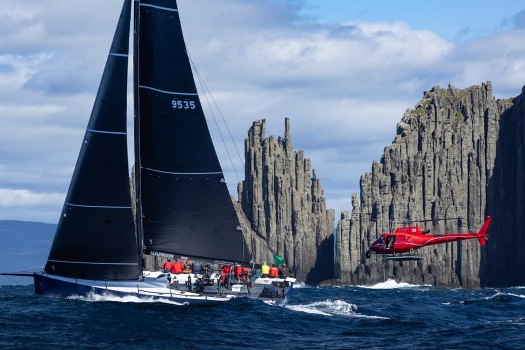 Rolex Sydney Hobart YACHT Race: "Rockall VIII" crew in the final sprint ...