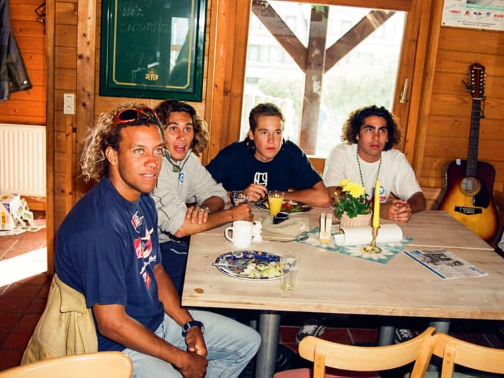 Josh Stone: Interview mit der Windsurf-Legende auf Maui | SURF