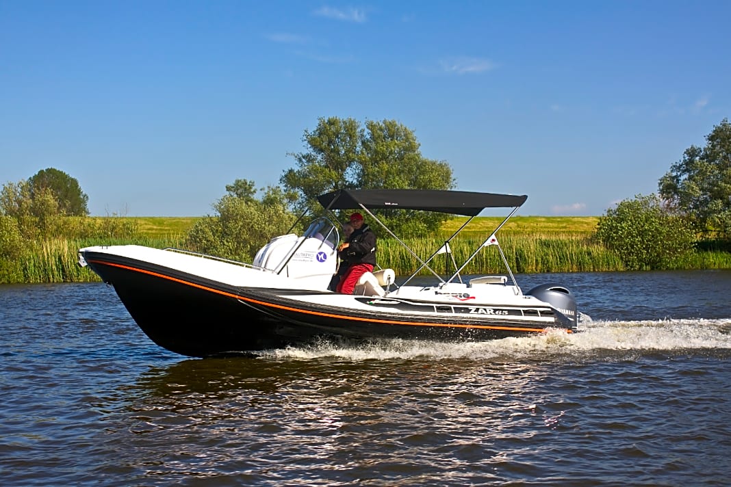 Formenti ZAR 65 Suite | BOOTE