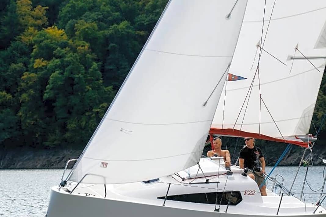 Viko S22: Nicht viel mehr als schöner Schein | YACHT