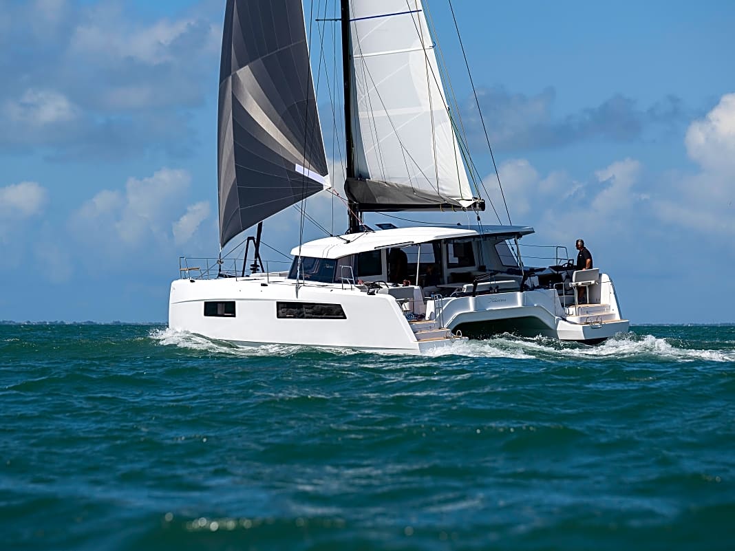 Katamarane: Alles zu den Doppelrumpf-Segelyachten | YACHT