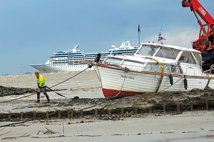 „Hilfe, wir sinken!“ | BOOTE