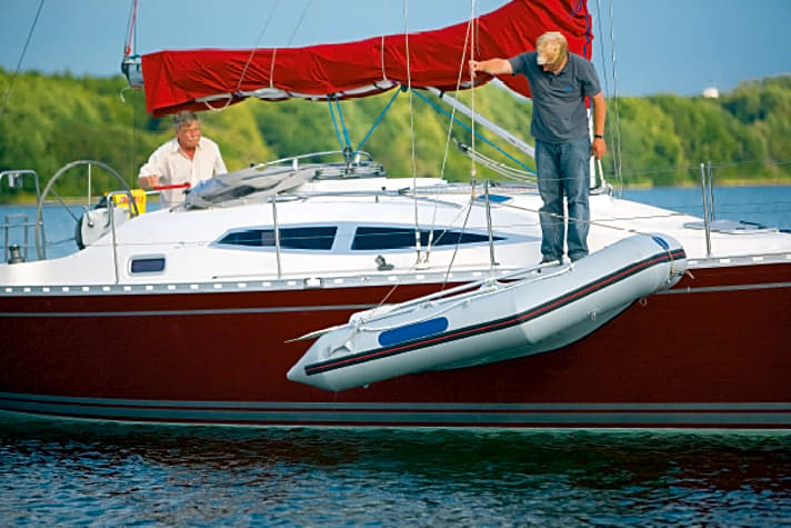 Beiboot-Guide: 9 Tipps für besseres Dingi-Handling | YACHT