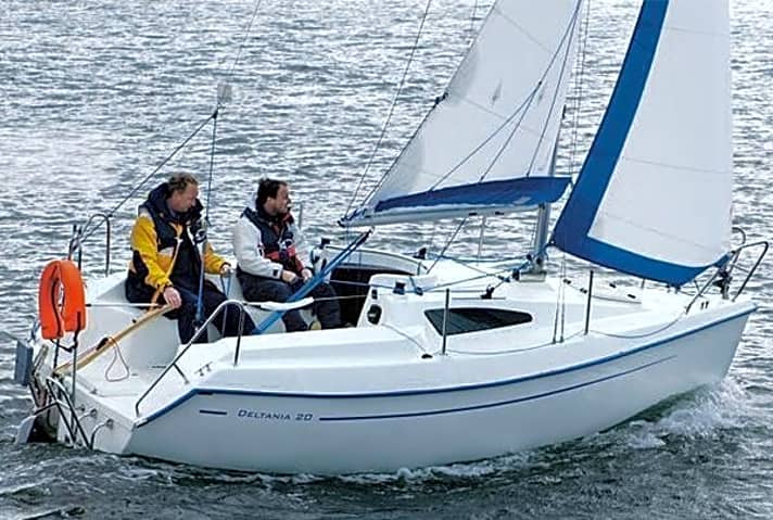 T&T - News: Kleinkreuzer für sensationelle 8.999 Euro im Test | YACHT