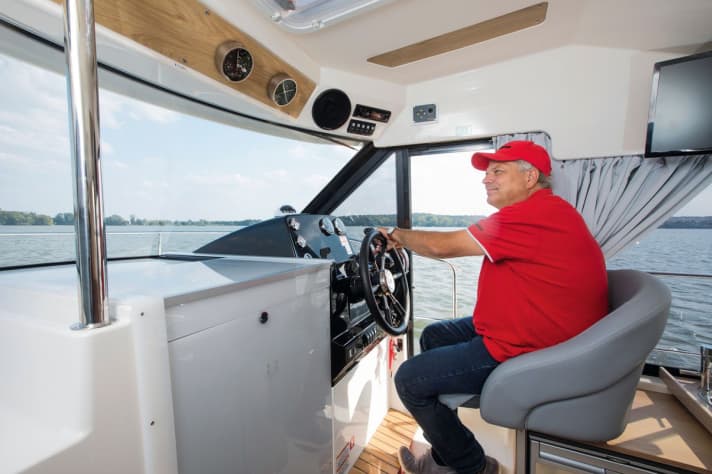 Test: Kajütboot - Suncamper 35 | BOOTE