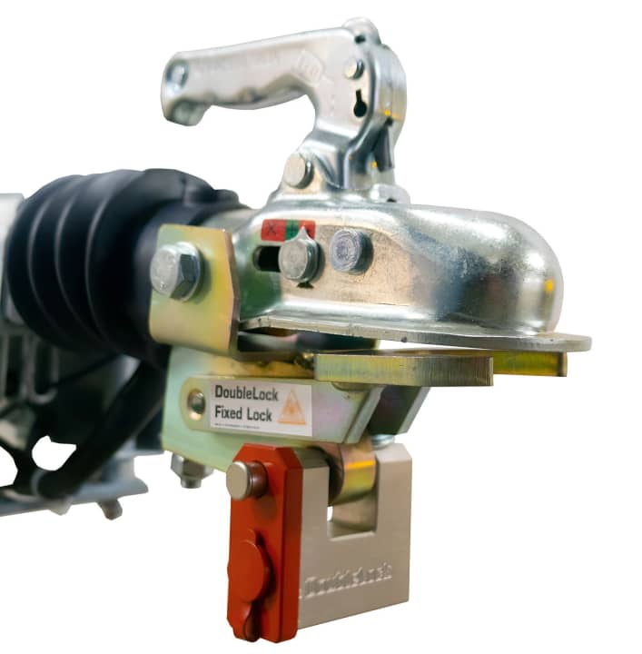 Security: Preventing boat theft - 14 trailer locks in detail | BOOTE