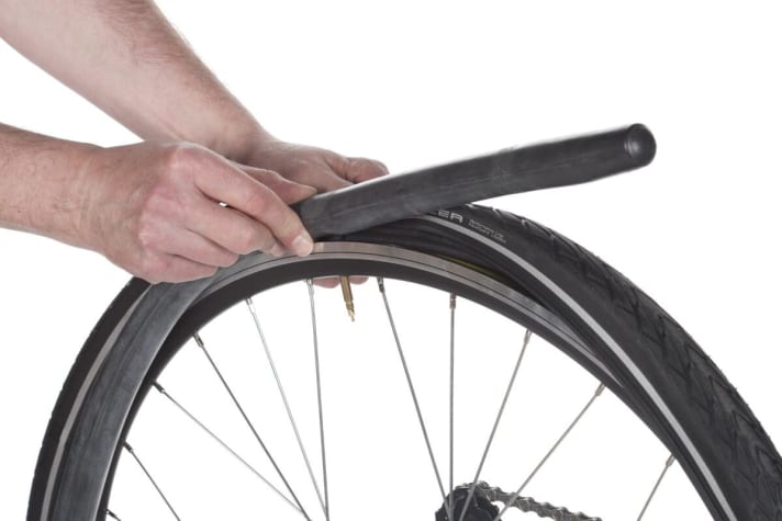 Schlauchwechsel ohne Radausbau | BIKE